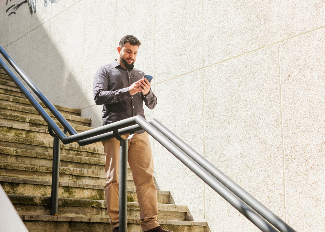Can Distracted Walking Lead to Legal Repercussions?